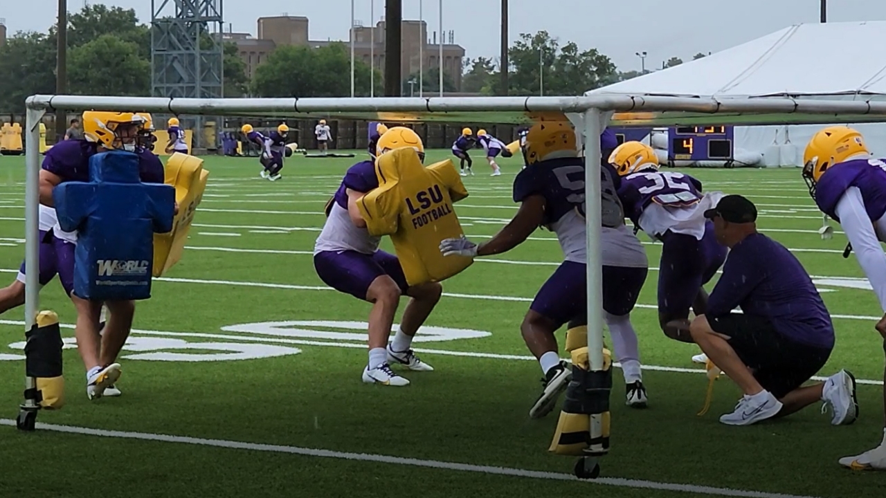 WATCH: LSU football practice highlights, August 23, 2022 | TigerBait.com