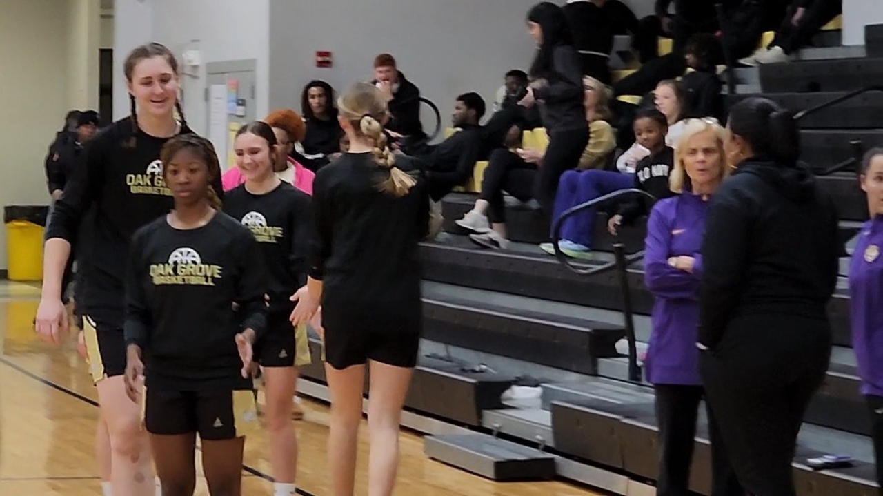 WATCH: Caroline Bradley SHINES with Kim Mulkey in attendance ...