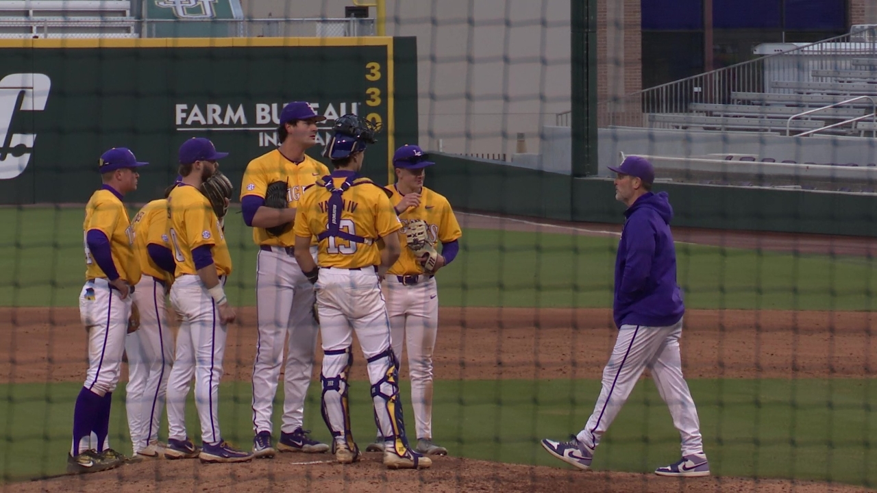 WATCH: LSU baseball scrimmage footage from Friday January 30 ...